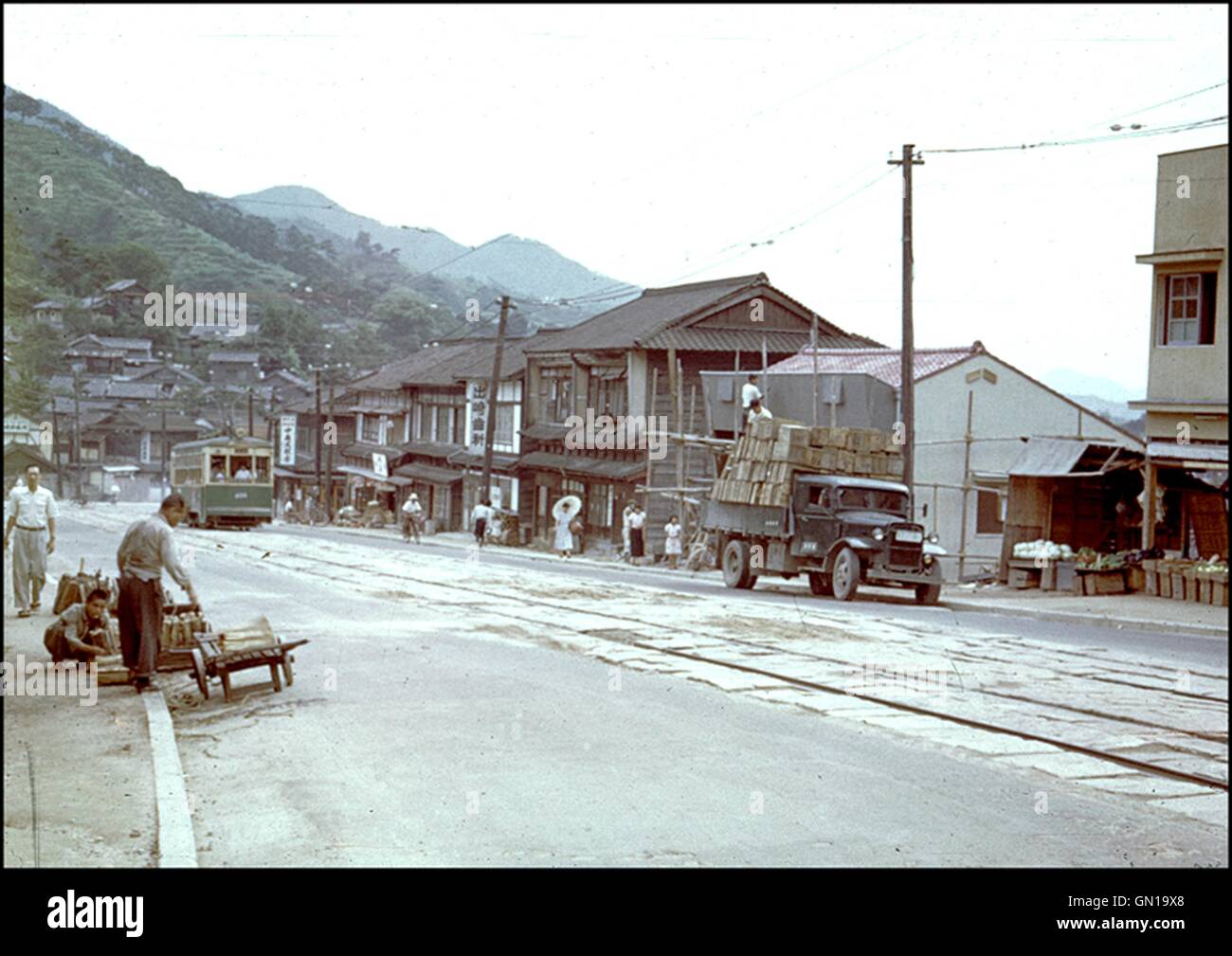 City street kure japan 1950s hi-res stock photography and images - Alamy