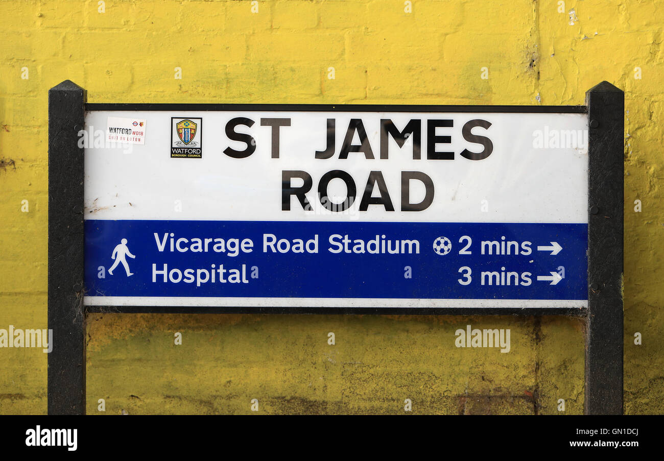 Watford road sign hi-res stock photography and images - Alamy