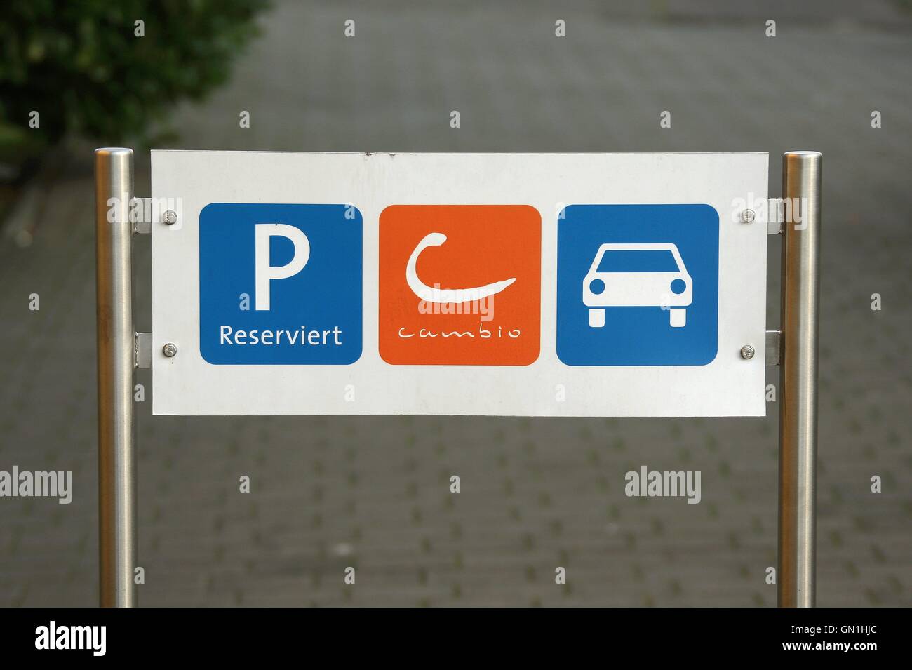 Traffic parking information signs outside Hurth Park Shopping Precinct ...