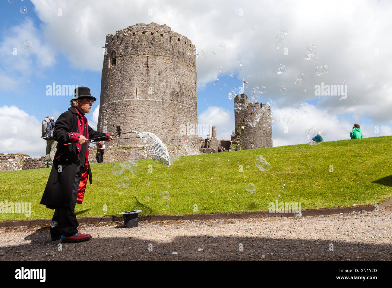 Spring Fayre at Pembroke Castle - Medieval Day Stock Photo - Alamy