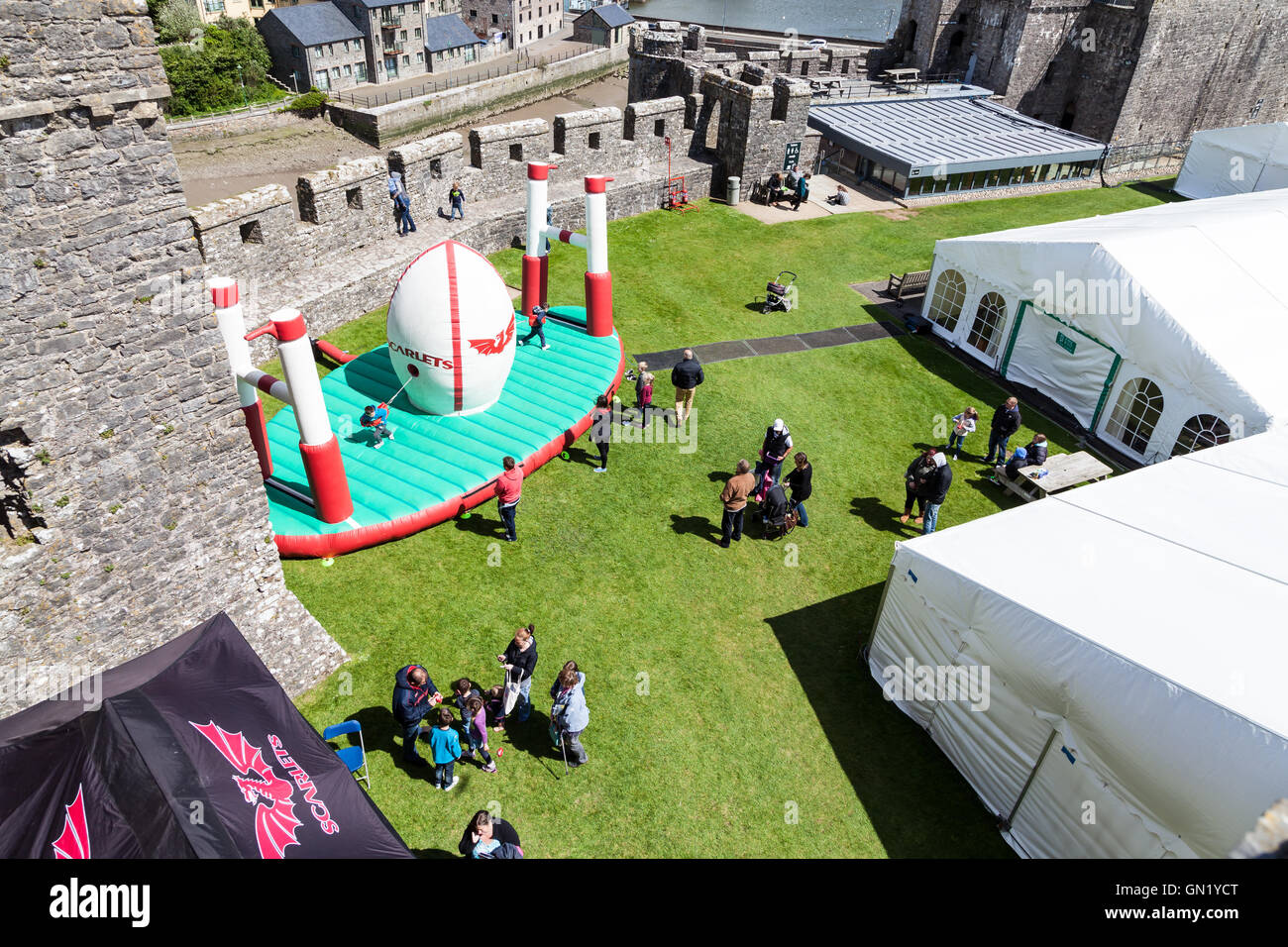 Festival fair fayre carnival hi-res stock photography and images - Alamy