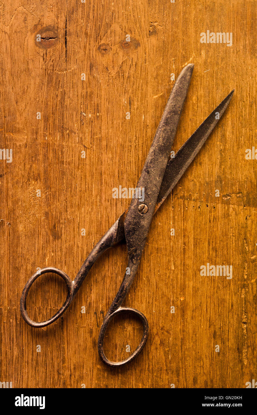 pair of rusty scissors Stock Photo - Alamy