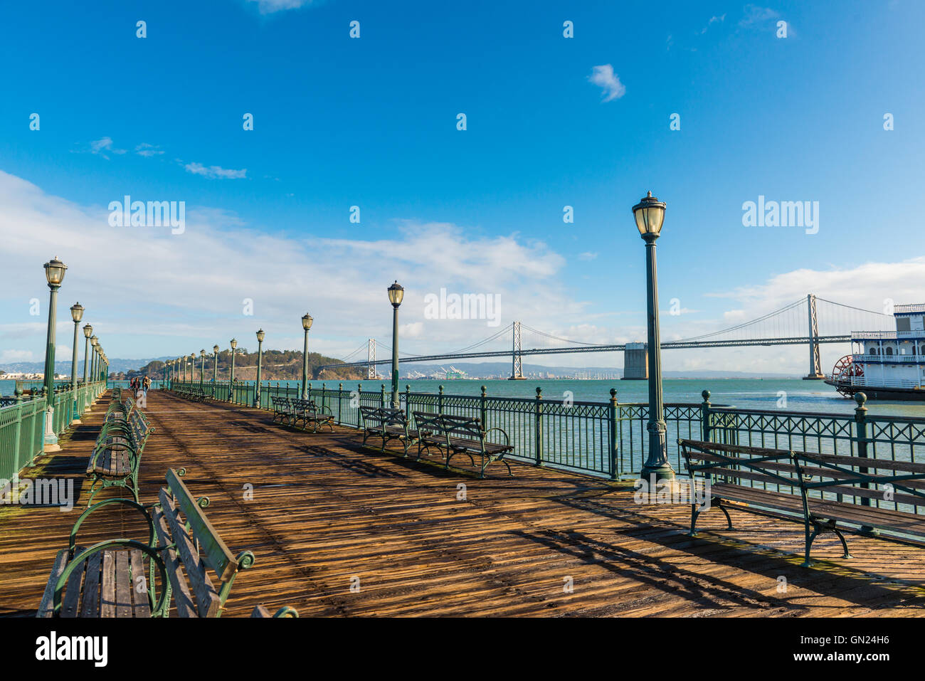 San francisco pier downtown skyline hi-res stock photography and images ...