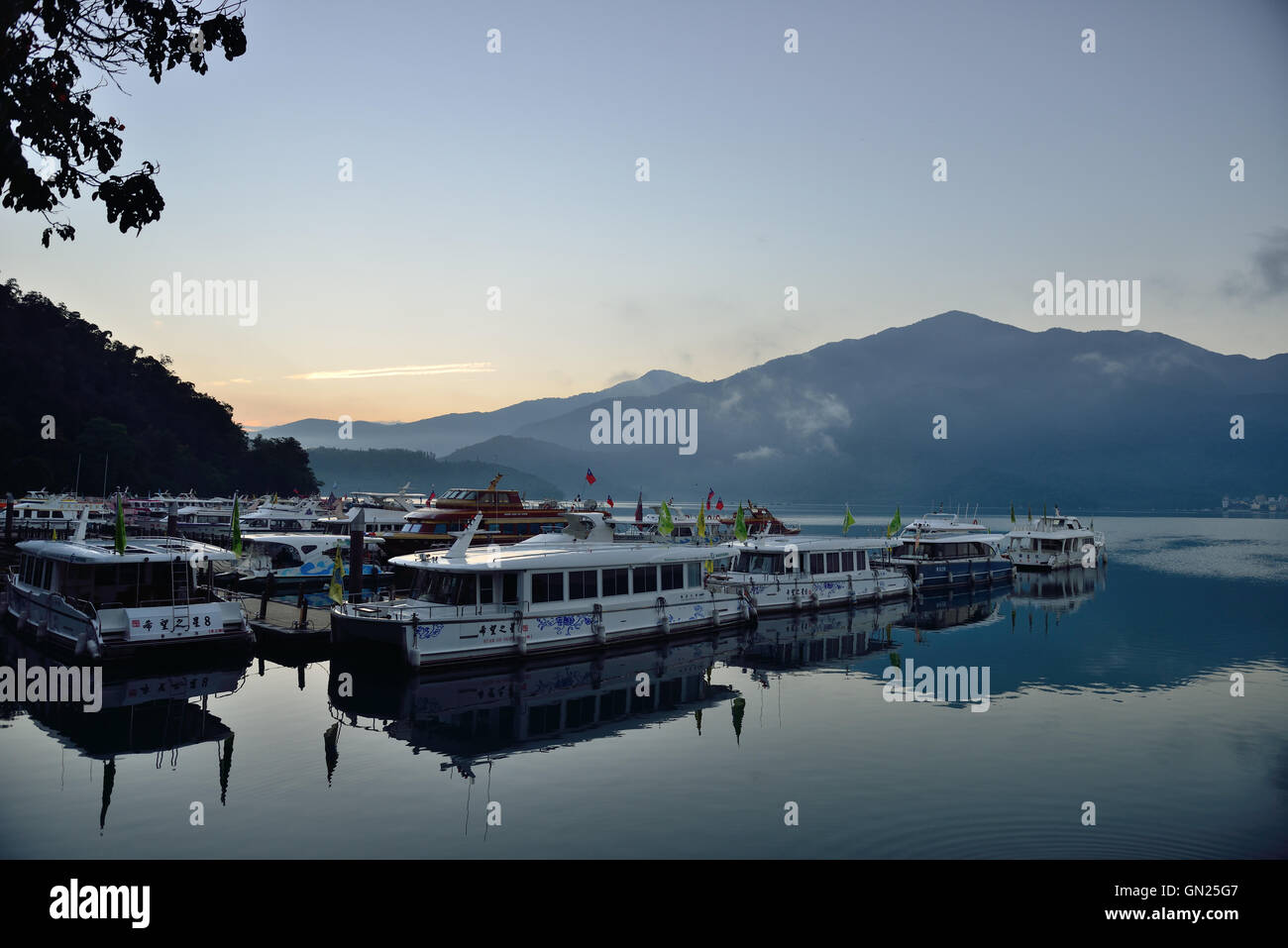 Lets take a walk hi-res stock photography and images - Alamy