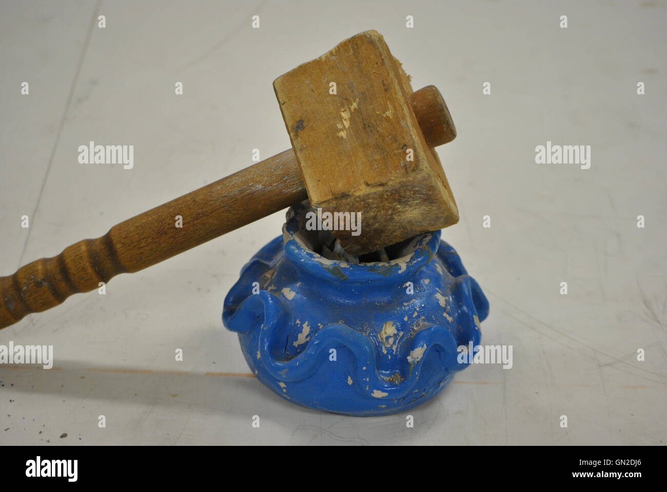 Wooden mallet hi-res stock photography and images - Alamy