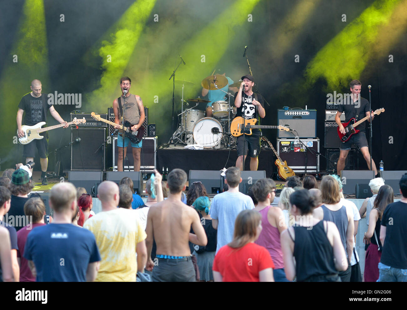 Jamel, Germany. 26th Aug, 2016. The band 'Captain Plane' performs on ...