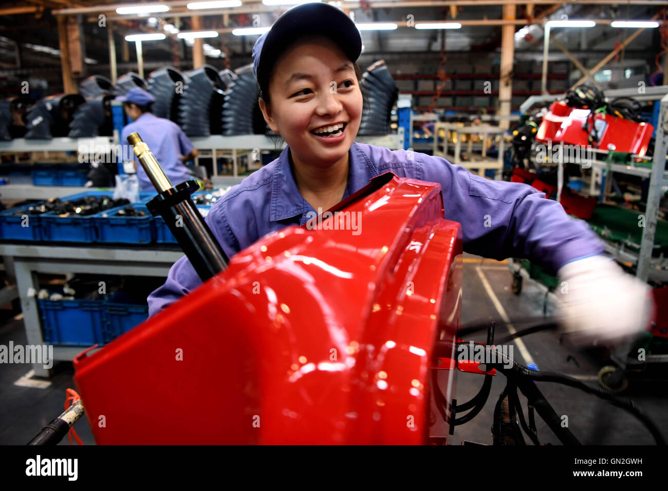 Yto group hi-res stock photography and images - Alamy