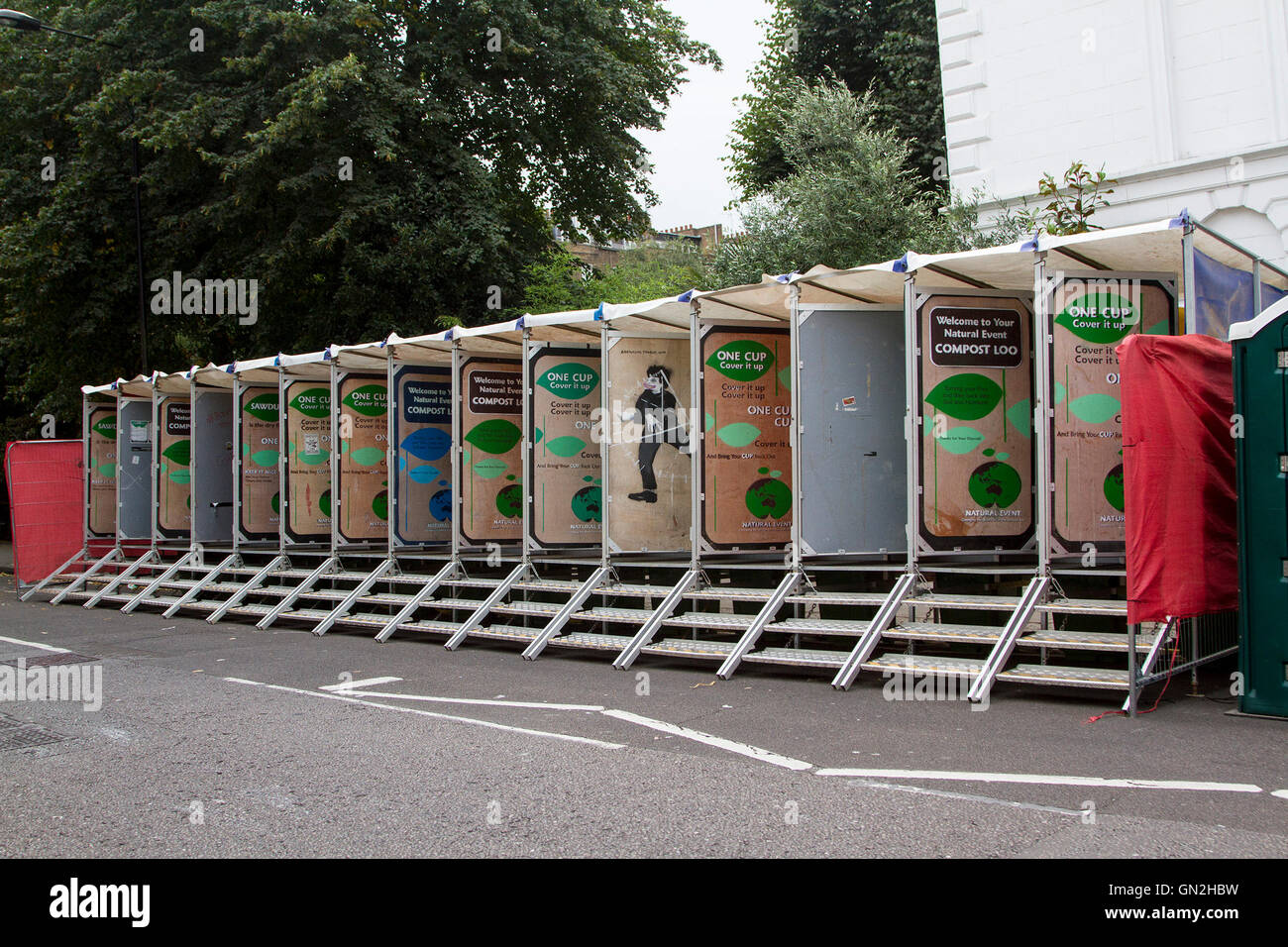 Compost loos hi-res stock photography and images - Alamy