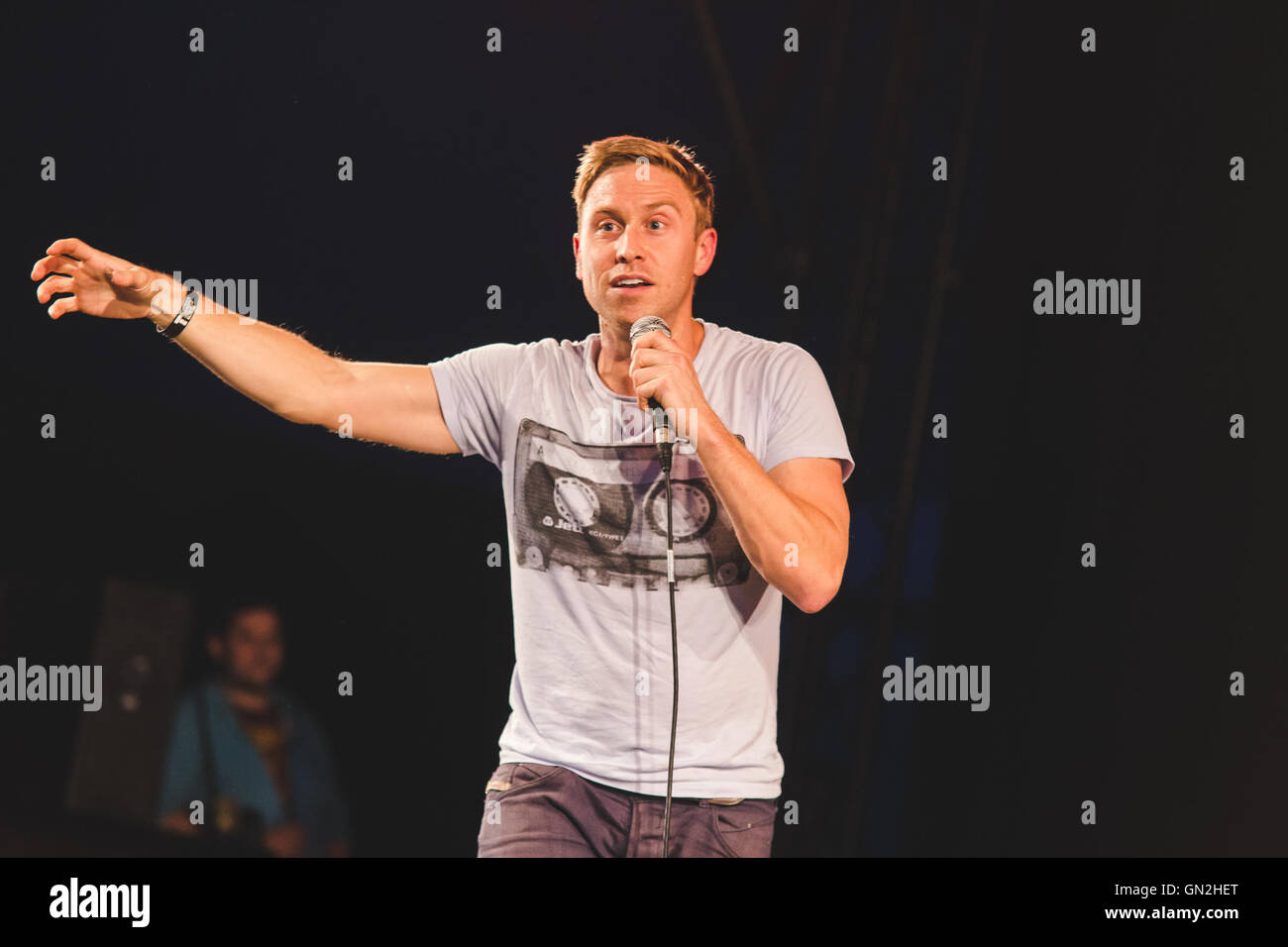 August 27, 2016 - British comedian Russell Howard performs a set at ...