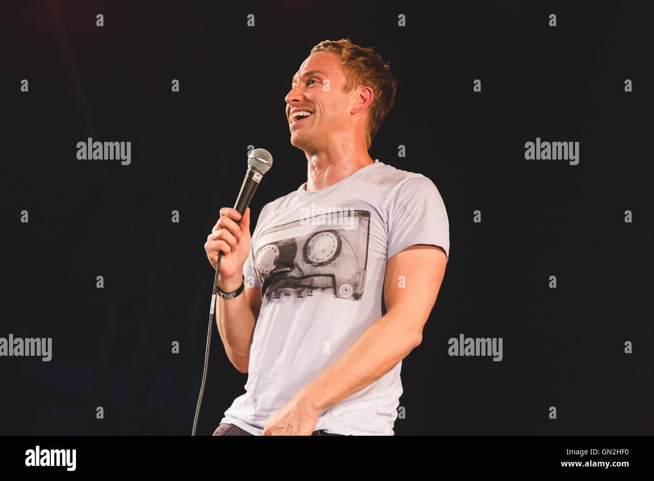 August 27, 2016 - British comedian Russell Howard performs a set at ...