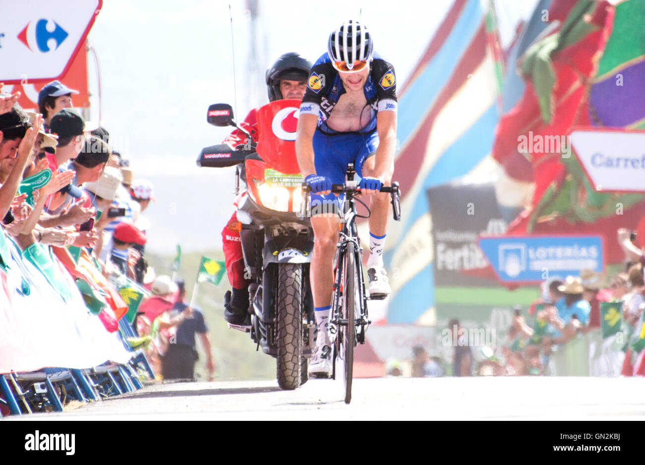 La Camperona, Spain. 27th August, 2016. Pieter Serry (Etixx - Quick ...