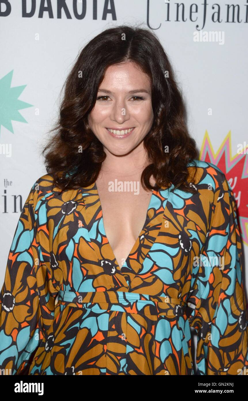 Los Angeles, CA, USA. 21st Aug, 2016. Yael Stone at arrivals for ...