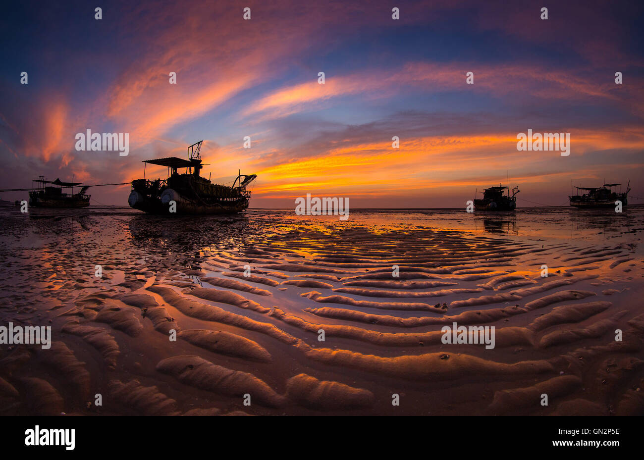 Haizhou bay hi-res stock photography and images - Alamy