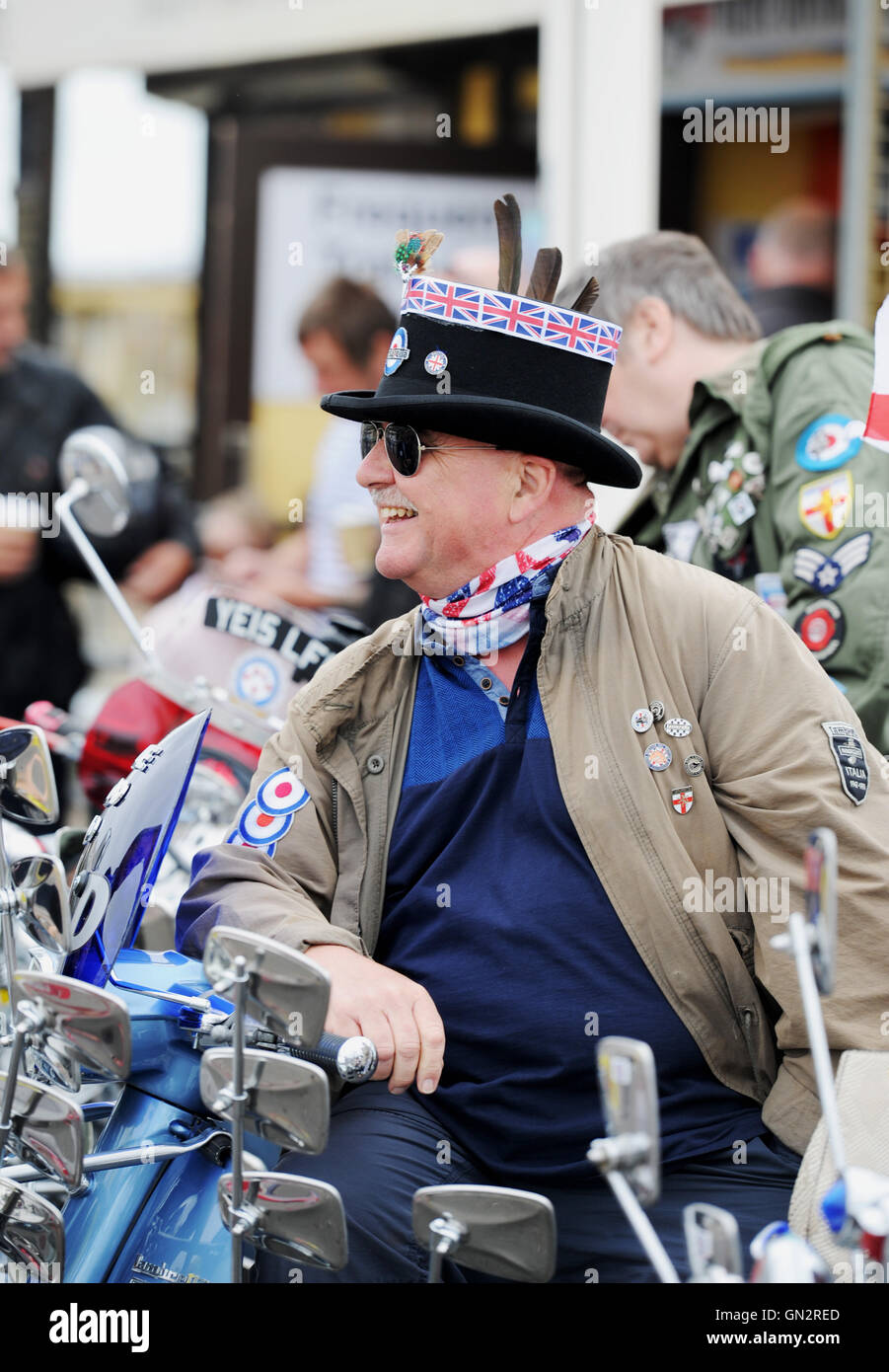 Mod man 60s hi-res stock photography and images - Alamy