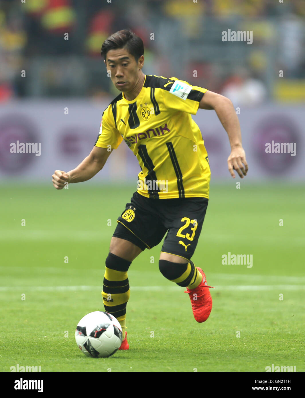 Dortmund, Germany. 27th Aug, 2016. Shinji Kagawa from Dortmund in ...