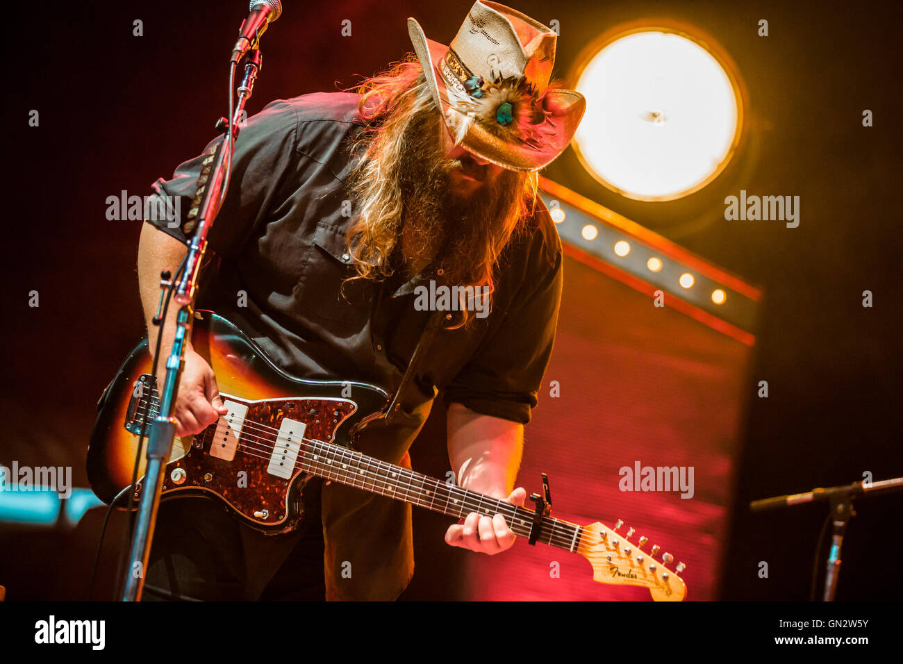 Clarkston, Michigan, USA. 20th Aug, 2016. CHRIS STAPLETON performing on ...