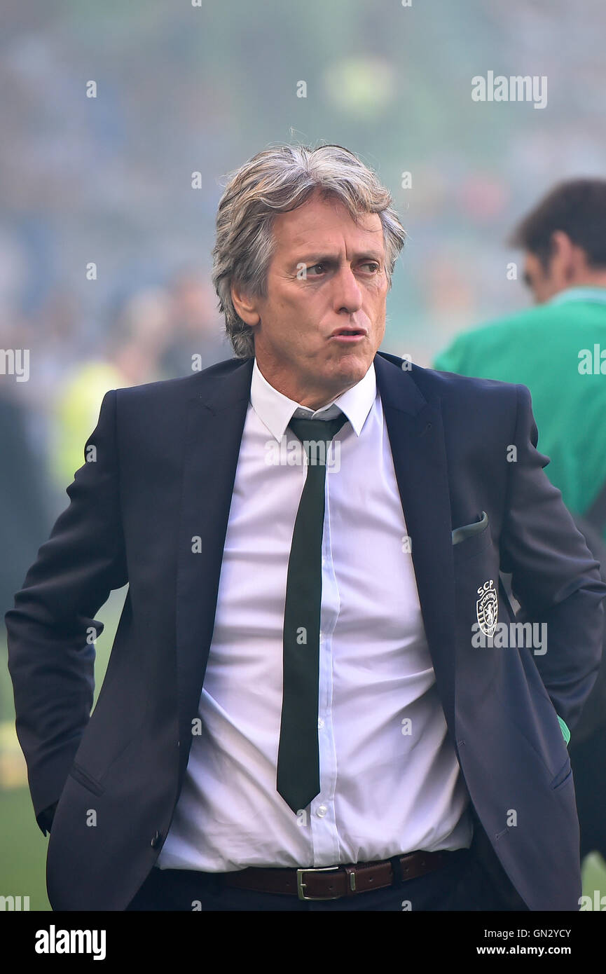 Sporting coach hi-res stock photography and images - Alamy