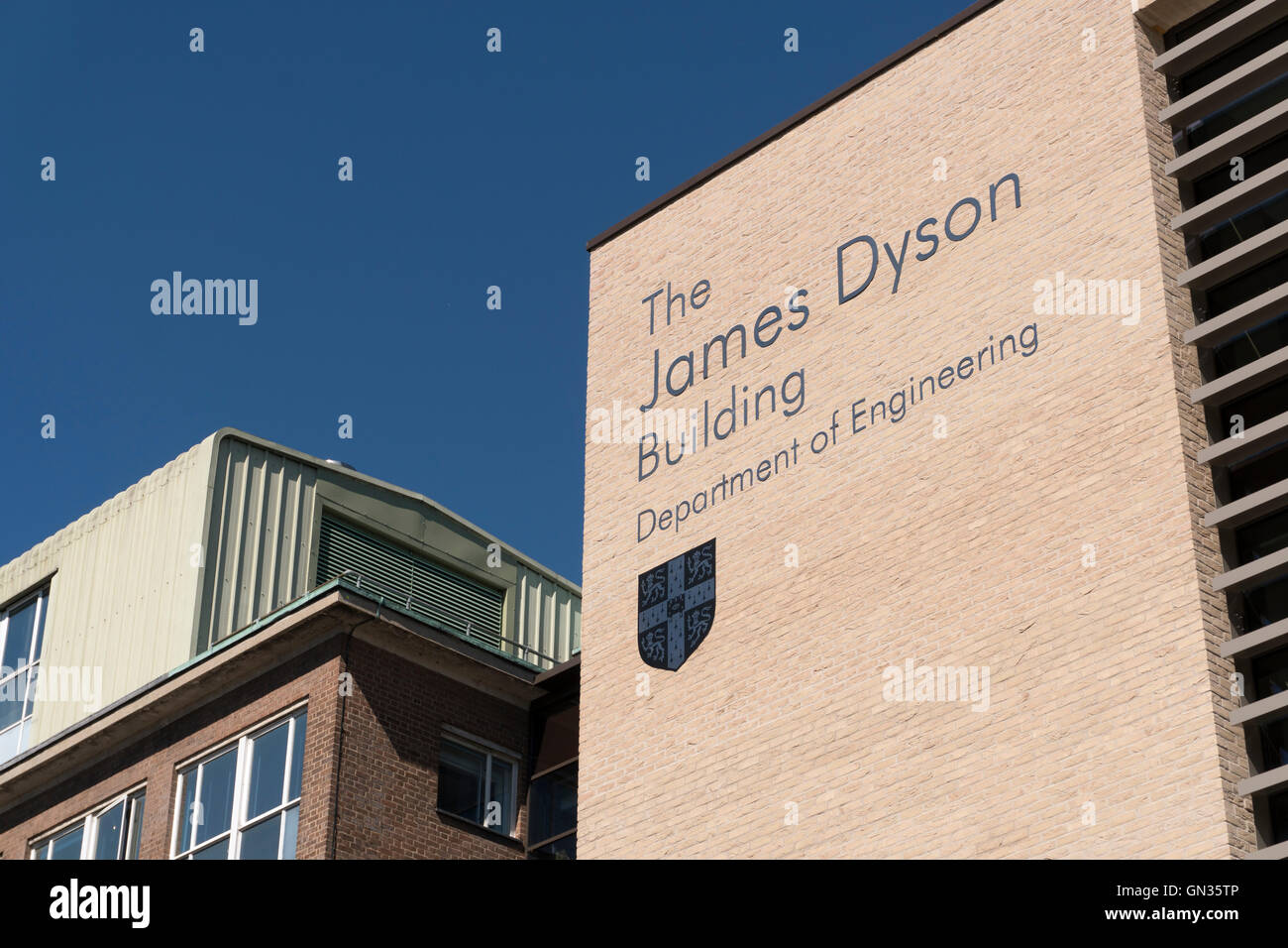 James dyson hi-res stock photography and images - Alamy