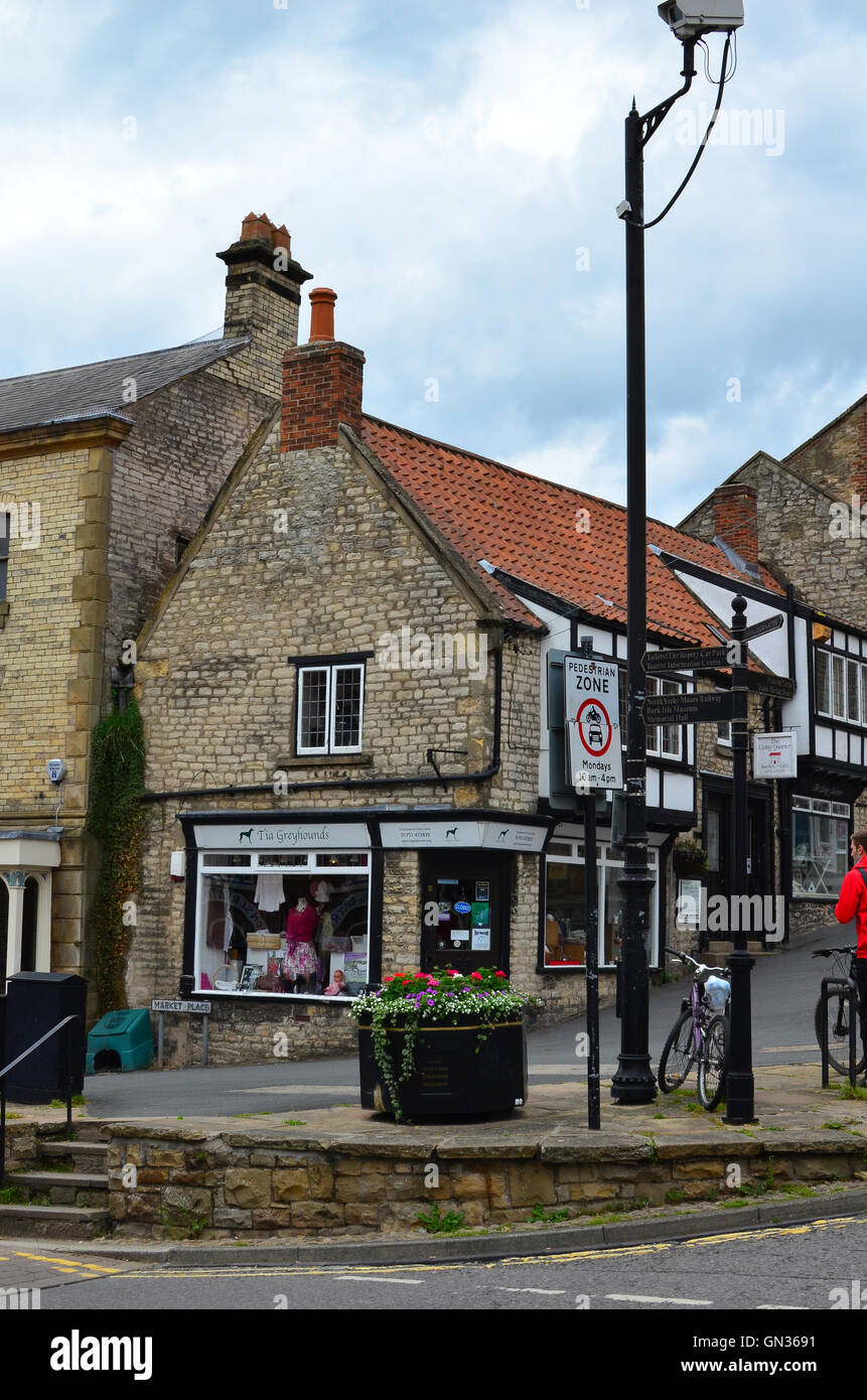 Pickering town centre hi-res stock photography and images - Alamy