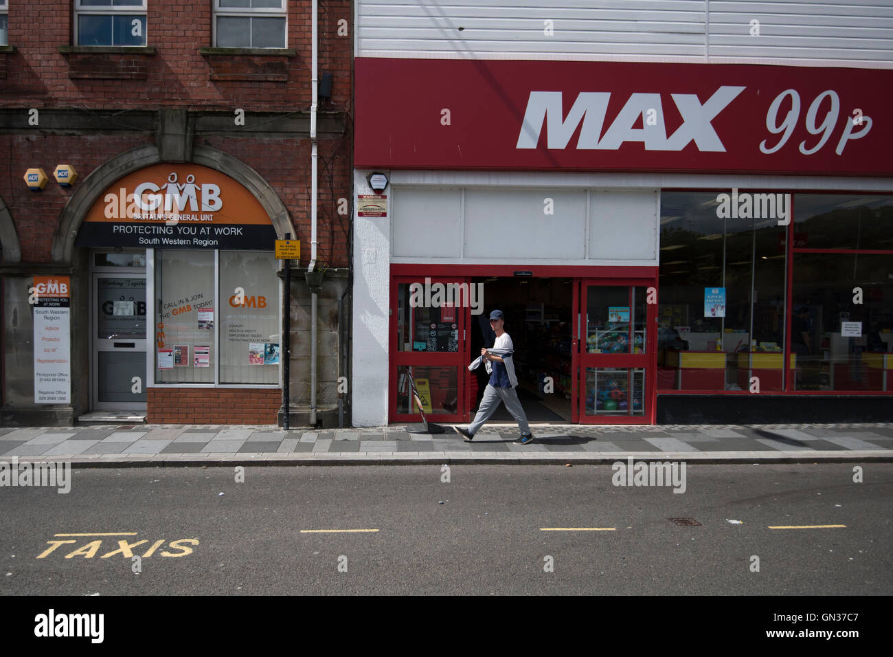 Pontypridd town centre hi-res stock photography and images - Alamy
