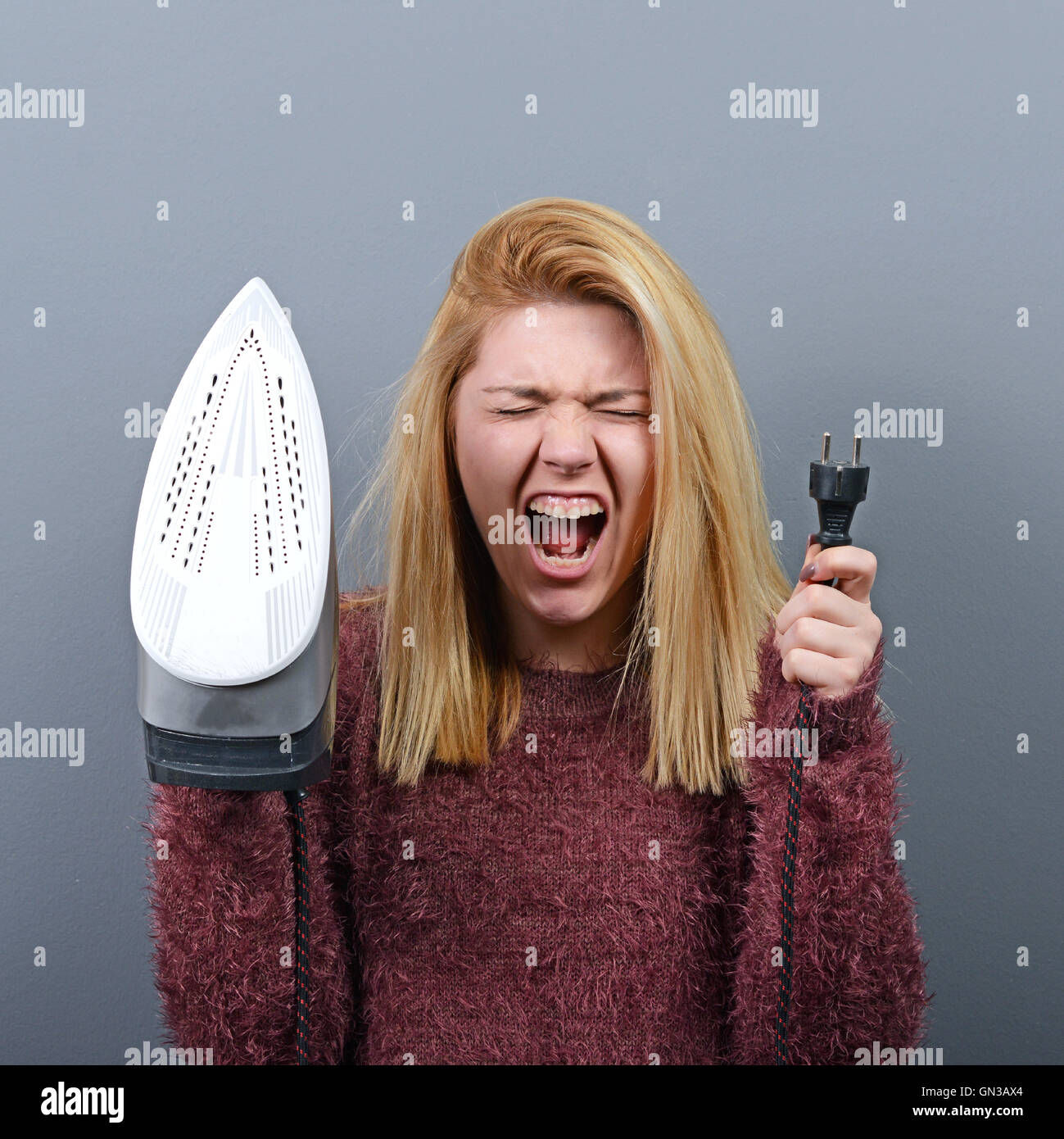 Mom housework sad hi-res stock photography and images - Alamy