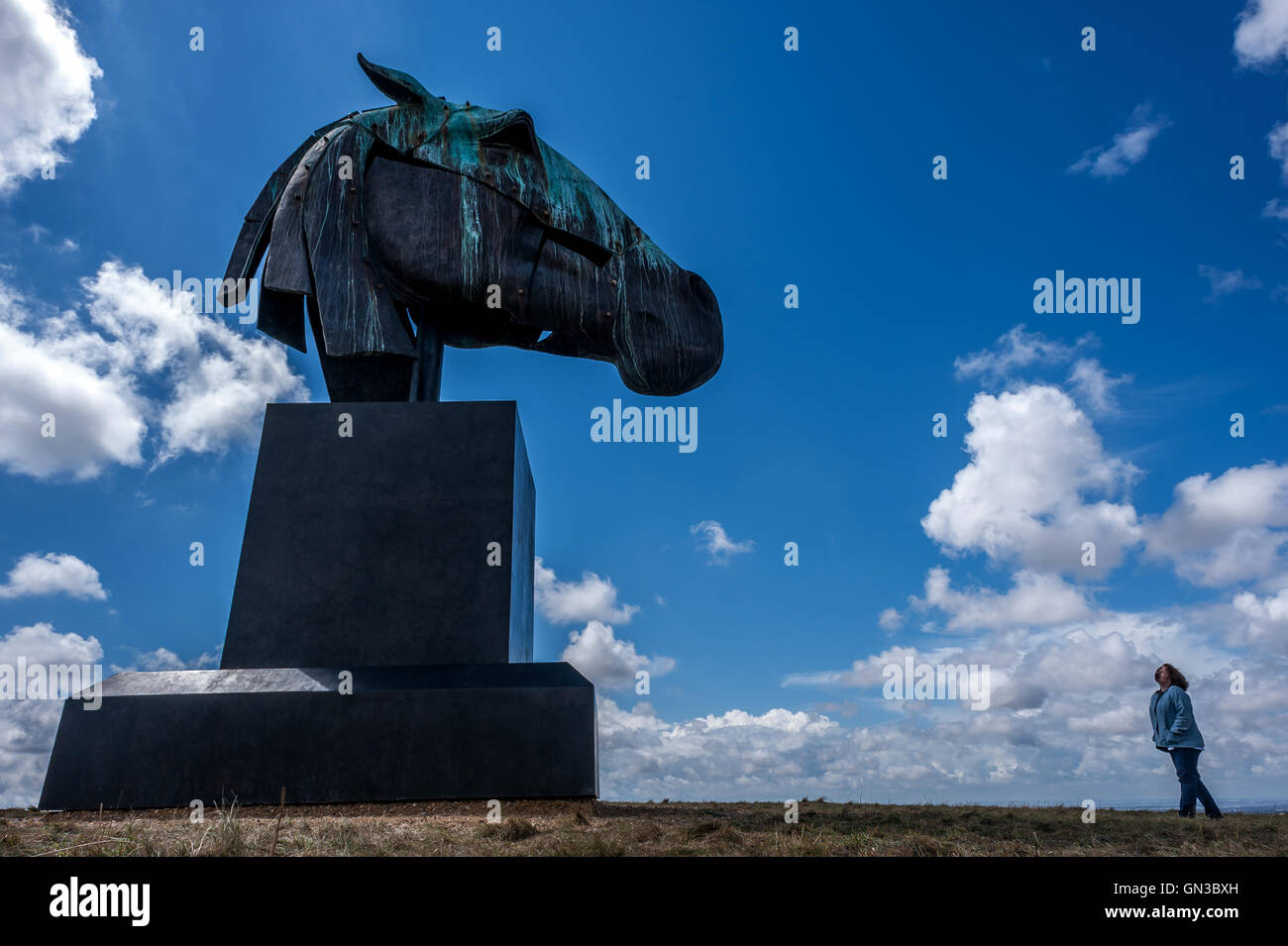 30 foot sculpture hi-res stock photography and images - Alamy