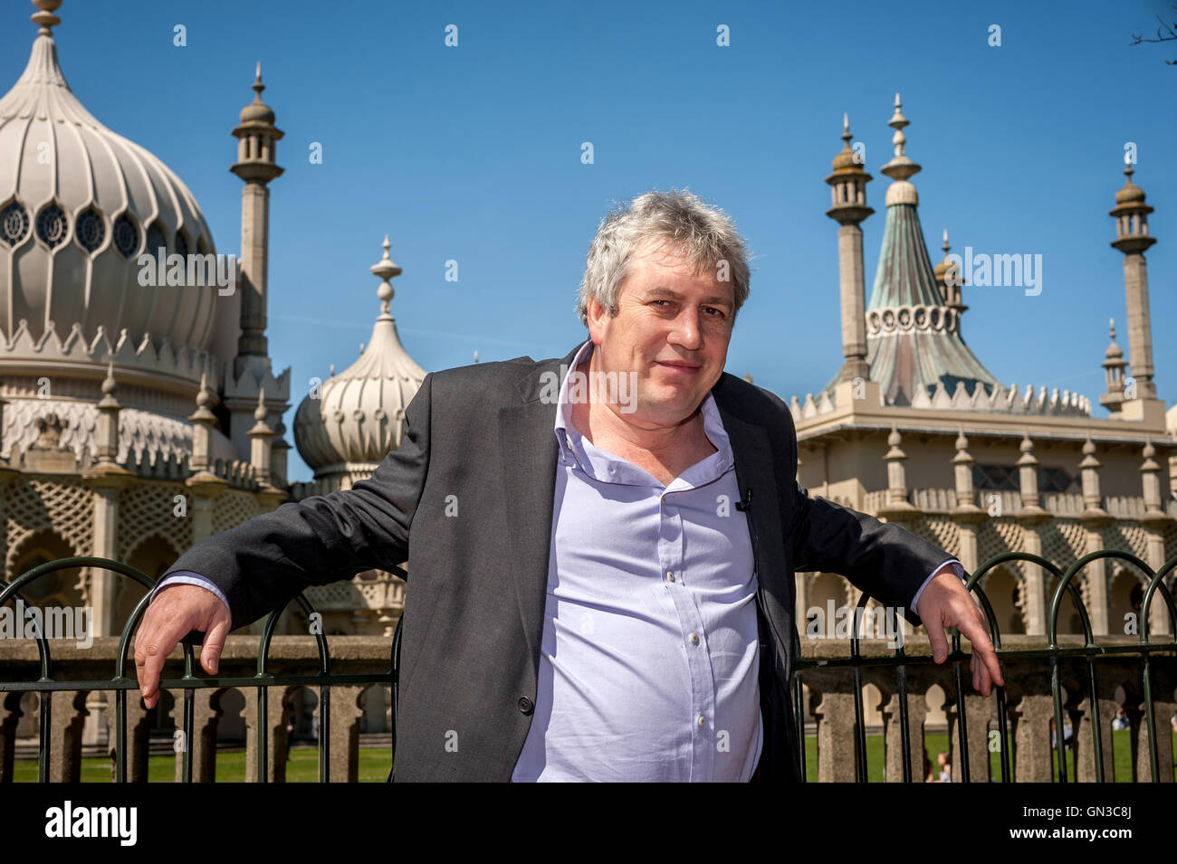 Visiting the pavilion hi-res stock photography and images - Alamy