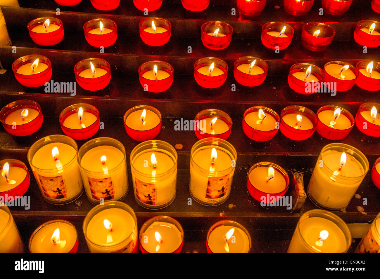 Paray le monial interior hi-res stock photography and images - Alamy