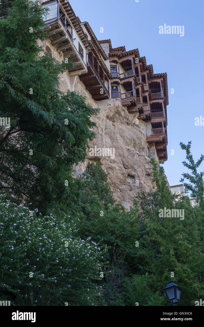 Casas colgadas hi-res stock photography and images - Alamy