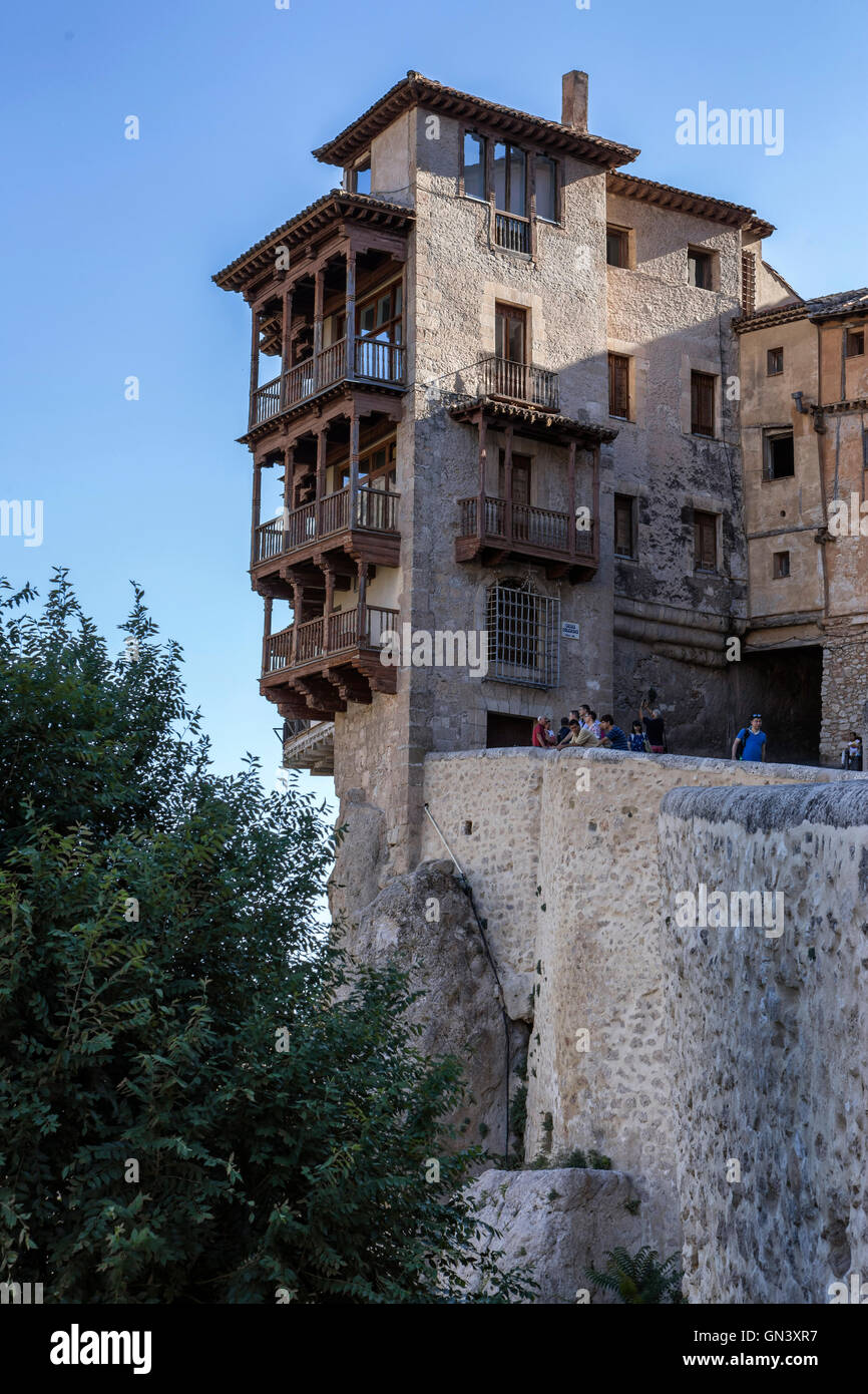 Casas colgadas hi-res stock photography and images - Alamy