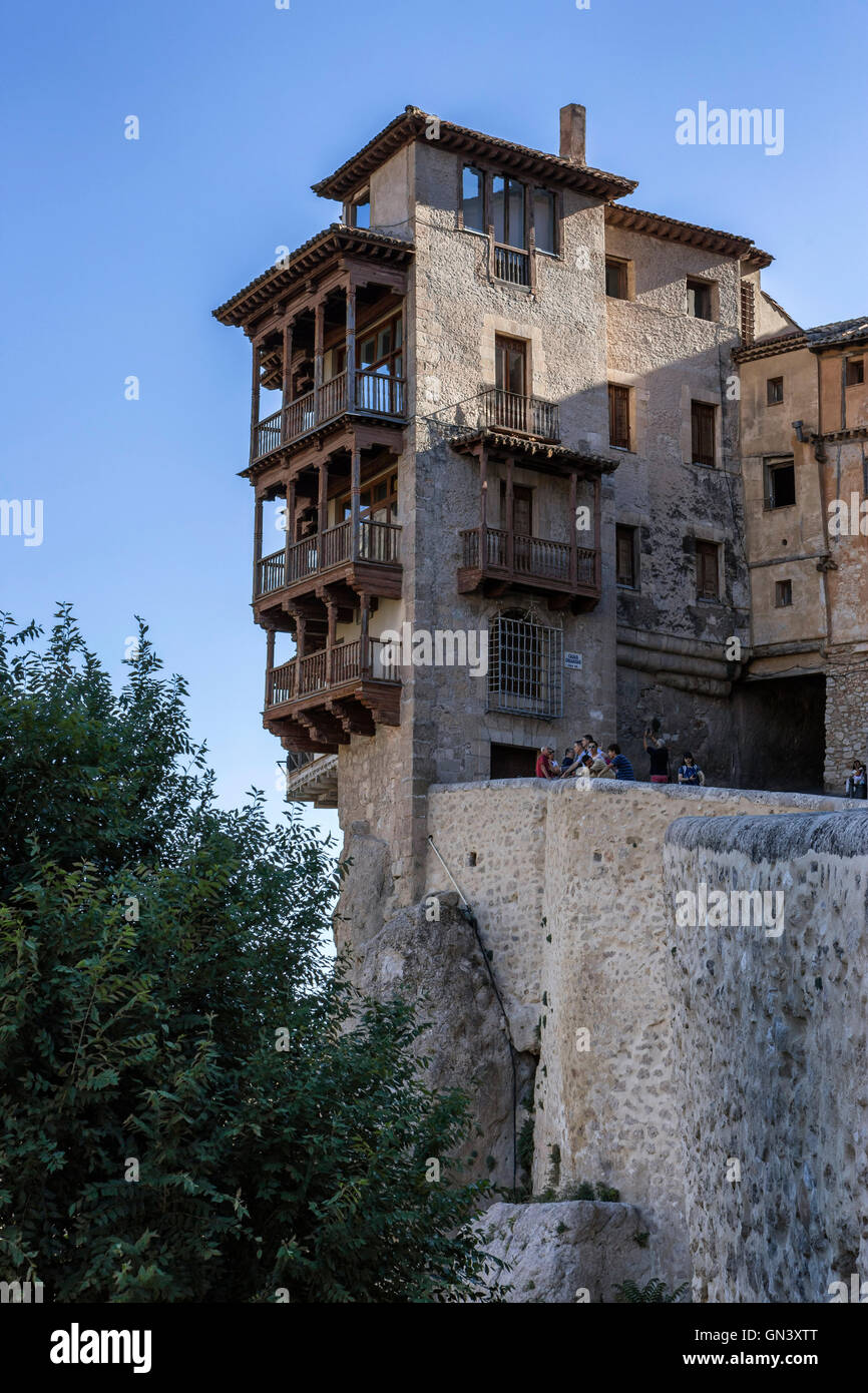 Casas colgadas hi-res stock photography and images - Alamy