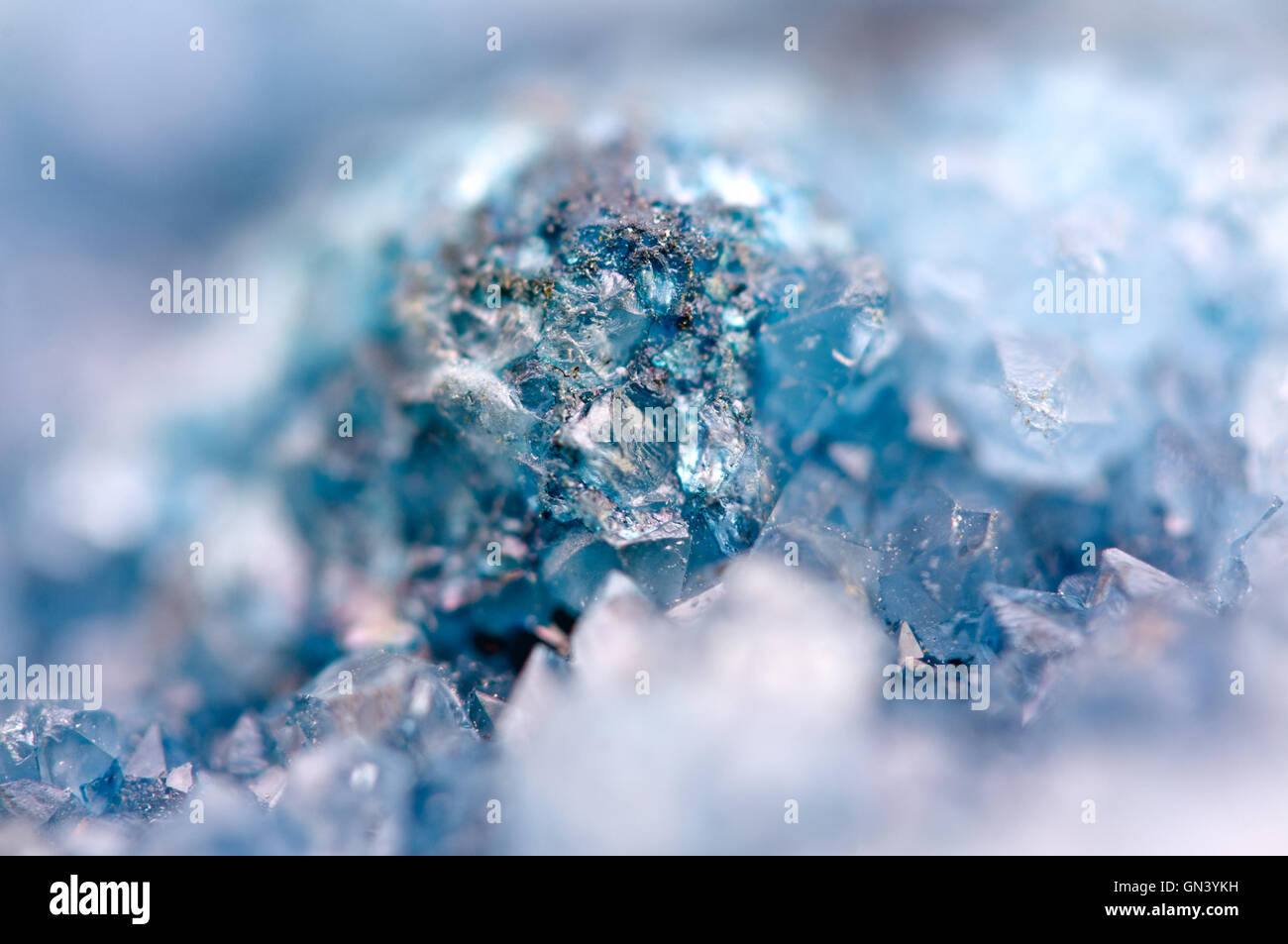 Druse blue crystals Agate SiO2 silicon dioxide. Macro Stock Photo - Alamy