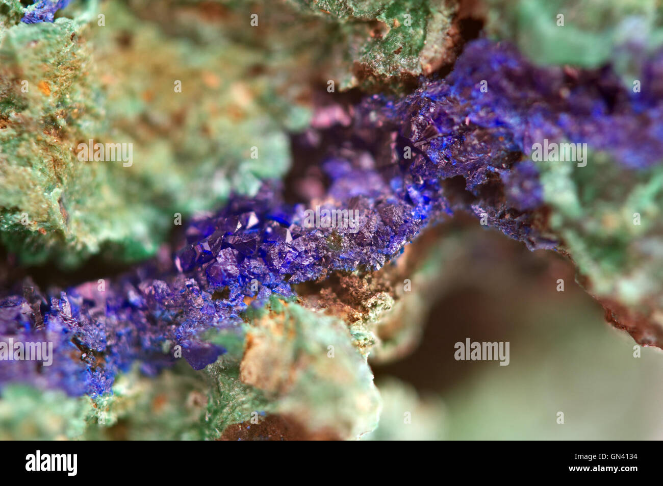 Green Malachite Cu2CO3(OH)2 and Azurite Crystals deep blue copper ...