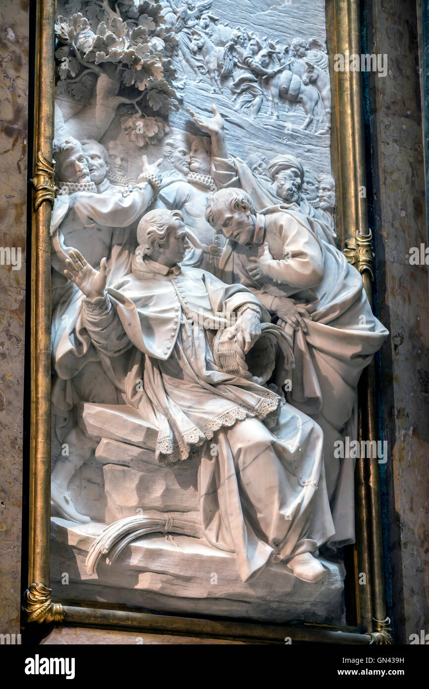Basin interior cathedral hi-res stock photography and images - Alamy