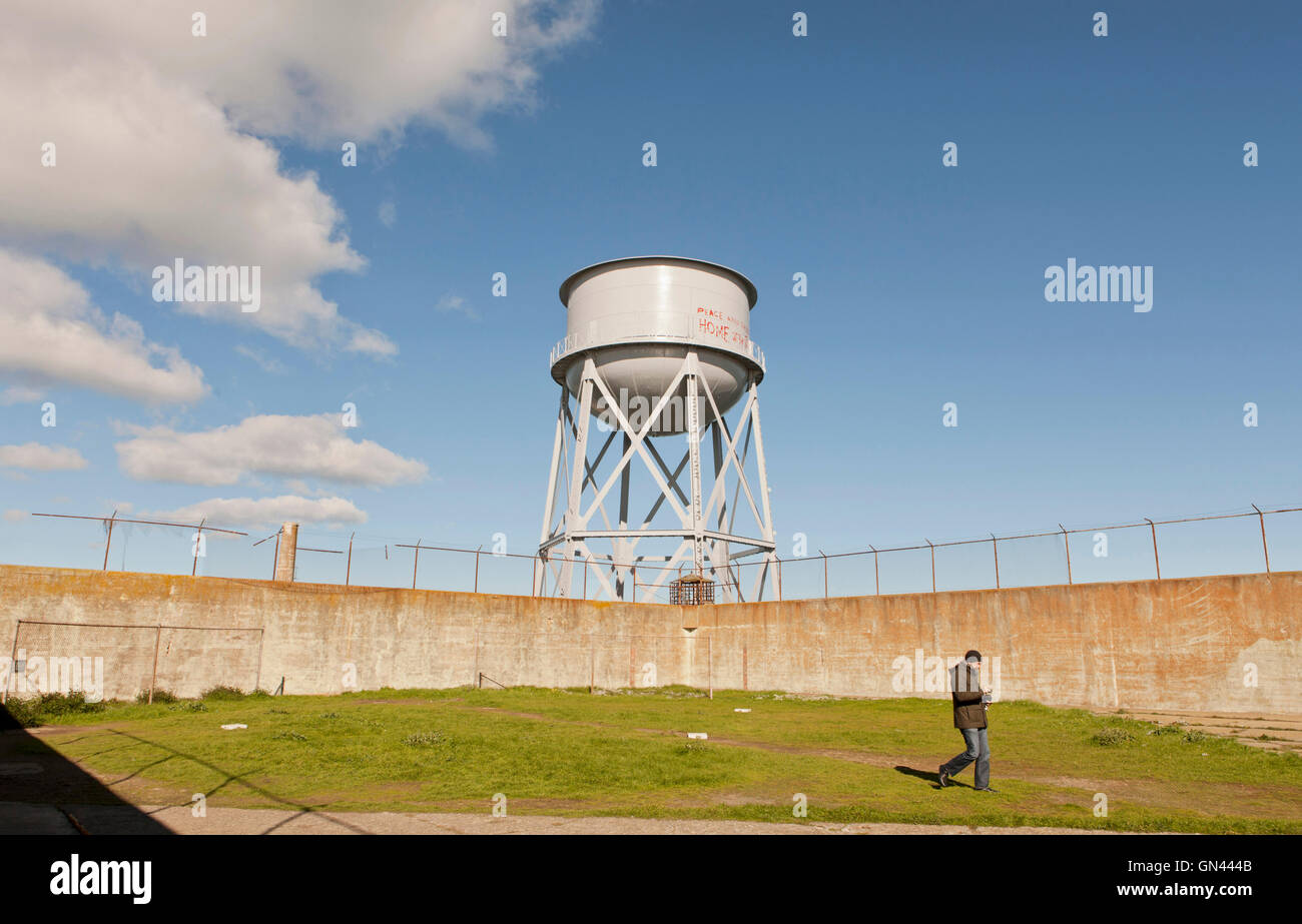 The Recreation Yard was the yard used by inmates of Alcatraz Federal ...