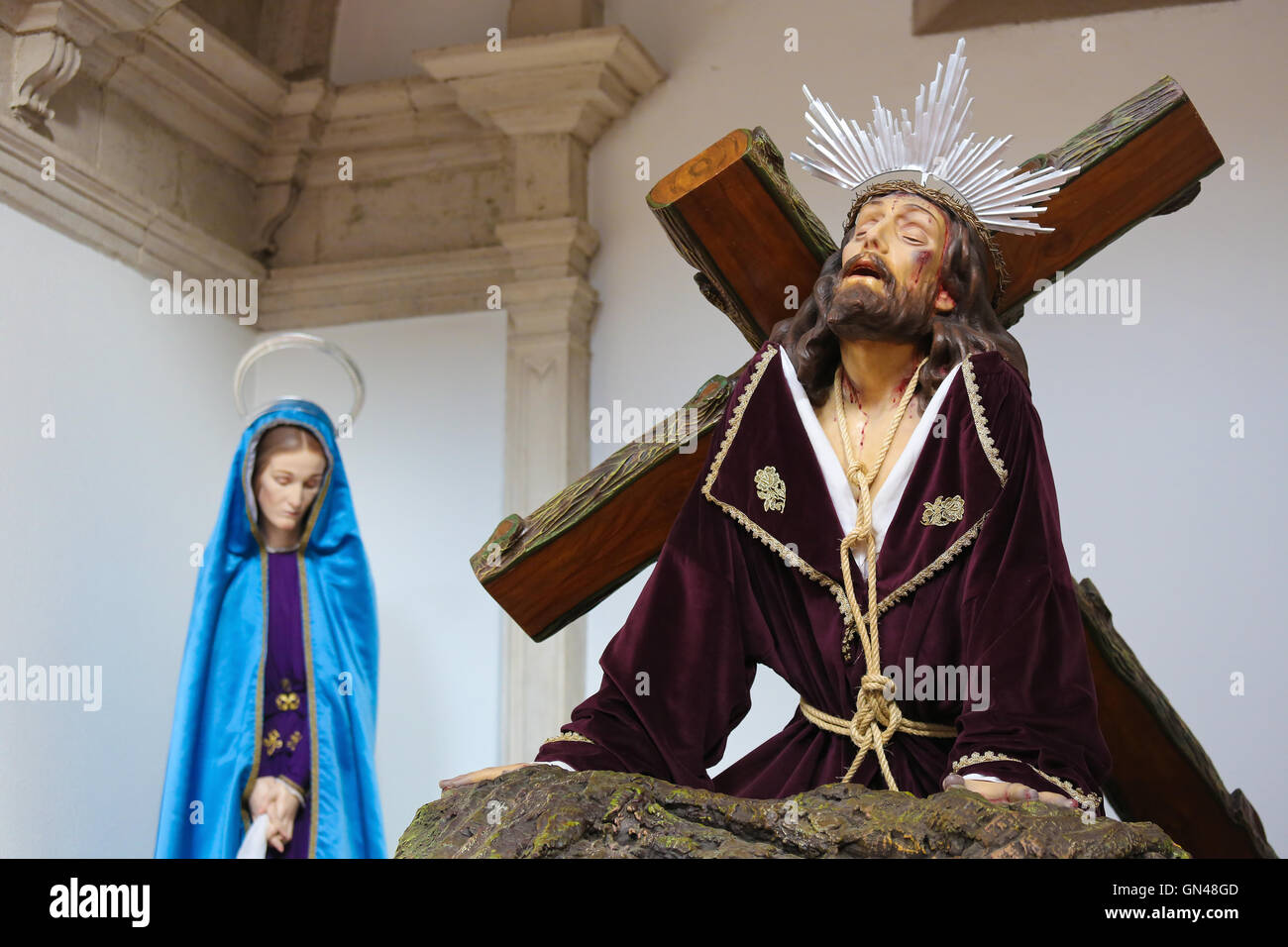 Via dolorosa statue hi-res stock photography and images - Alamy