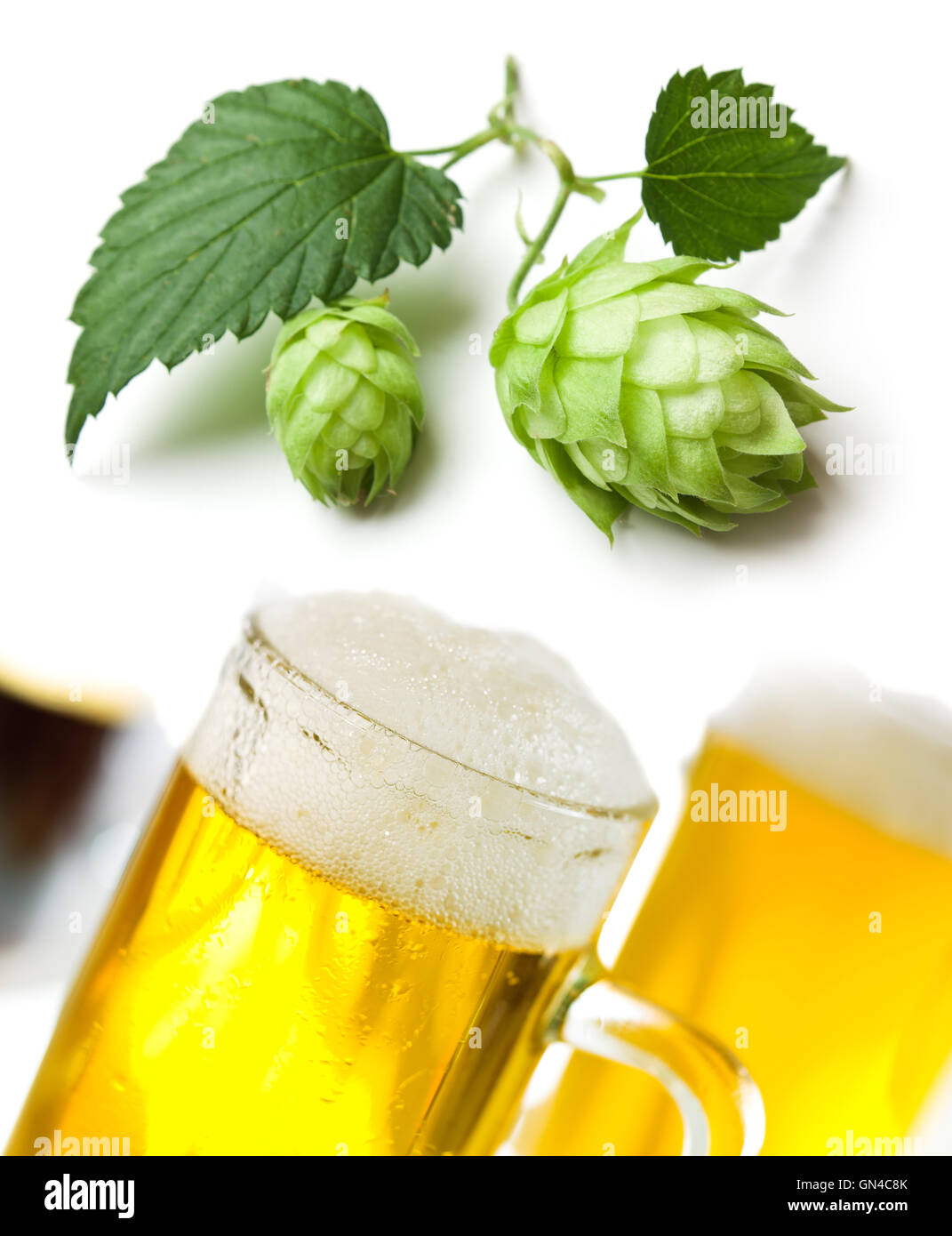 Beer drops hi-res stock photography and images - Alamy