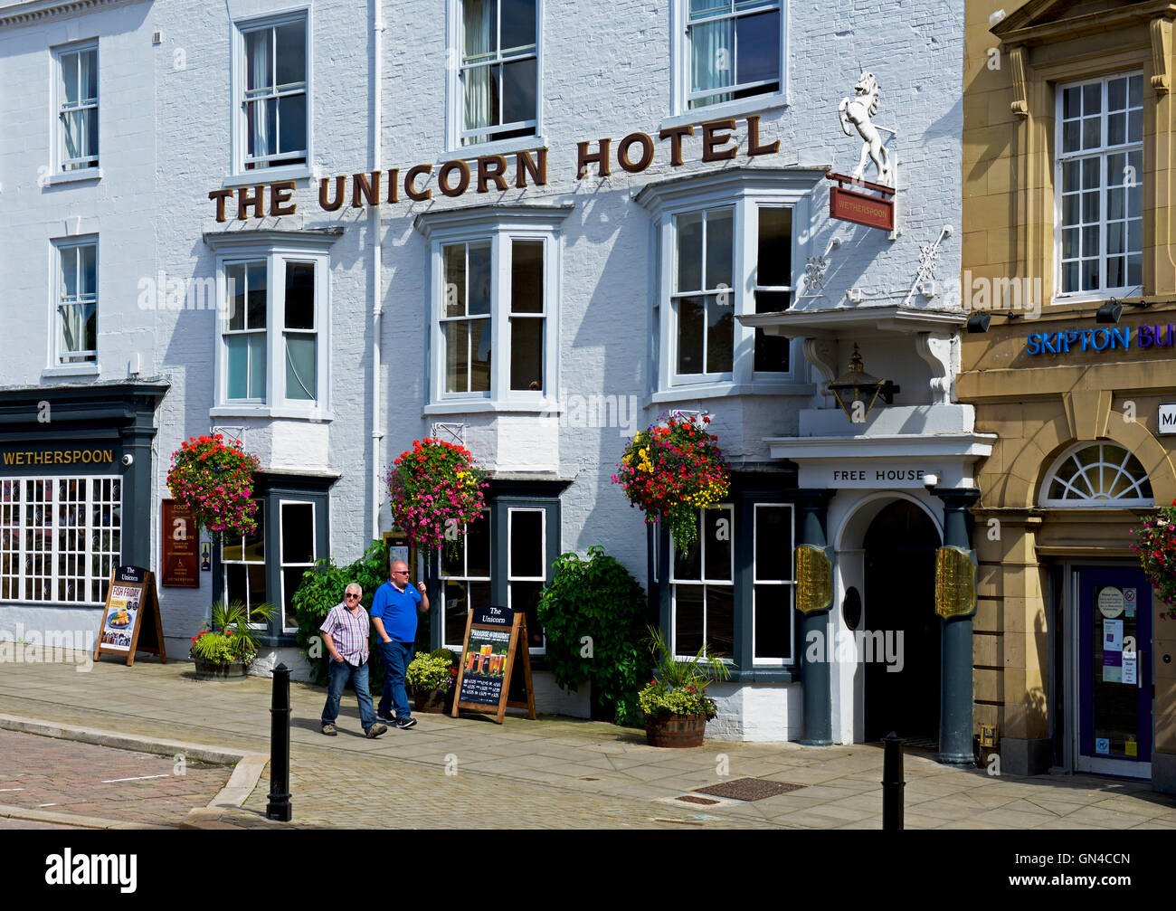 Wetherspoon hotel hi-res stock photography and images - Alamy