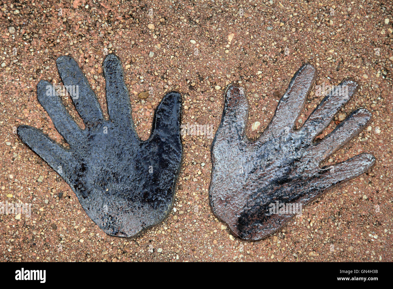 Hand prints identification hi-res stock photography and images - Alamy