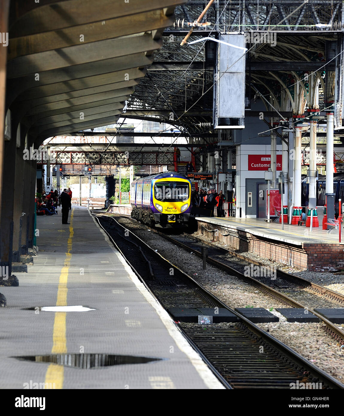 185 class trains hi-res stock photography and images - Alamy