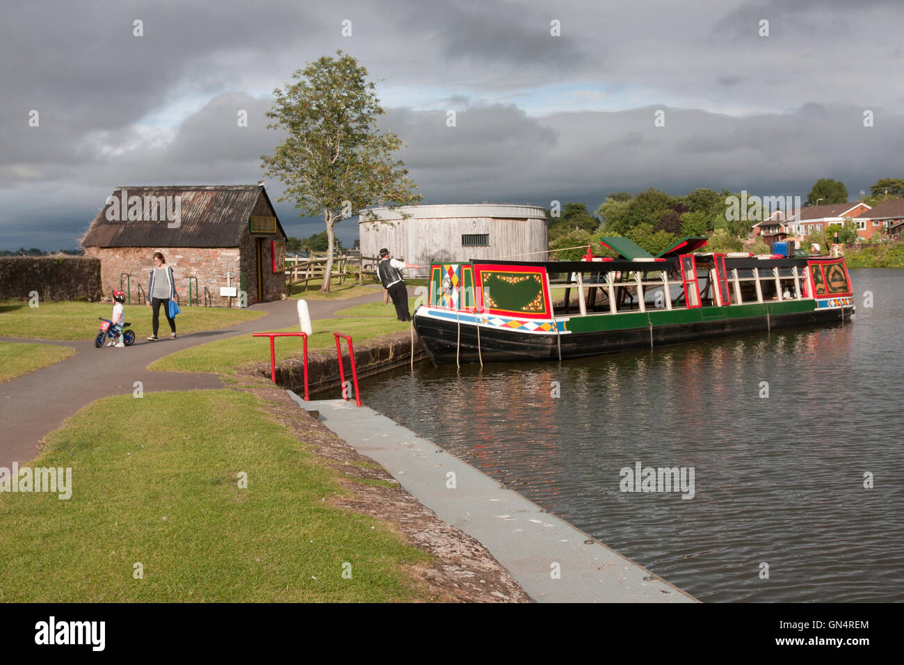 Grand Western canal basin country park at Tiverton, Devon Stock Photo ...