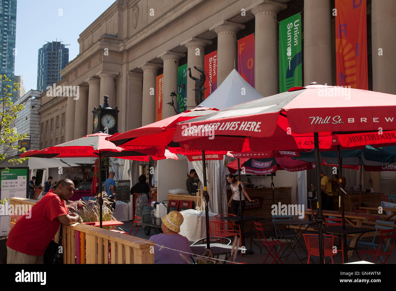 Union station market hi-res stock photography and images - Alamy