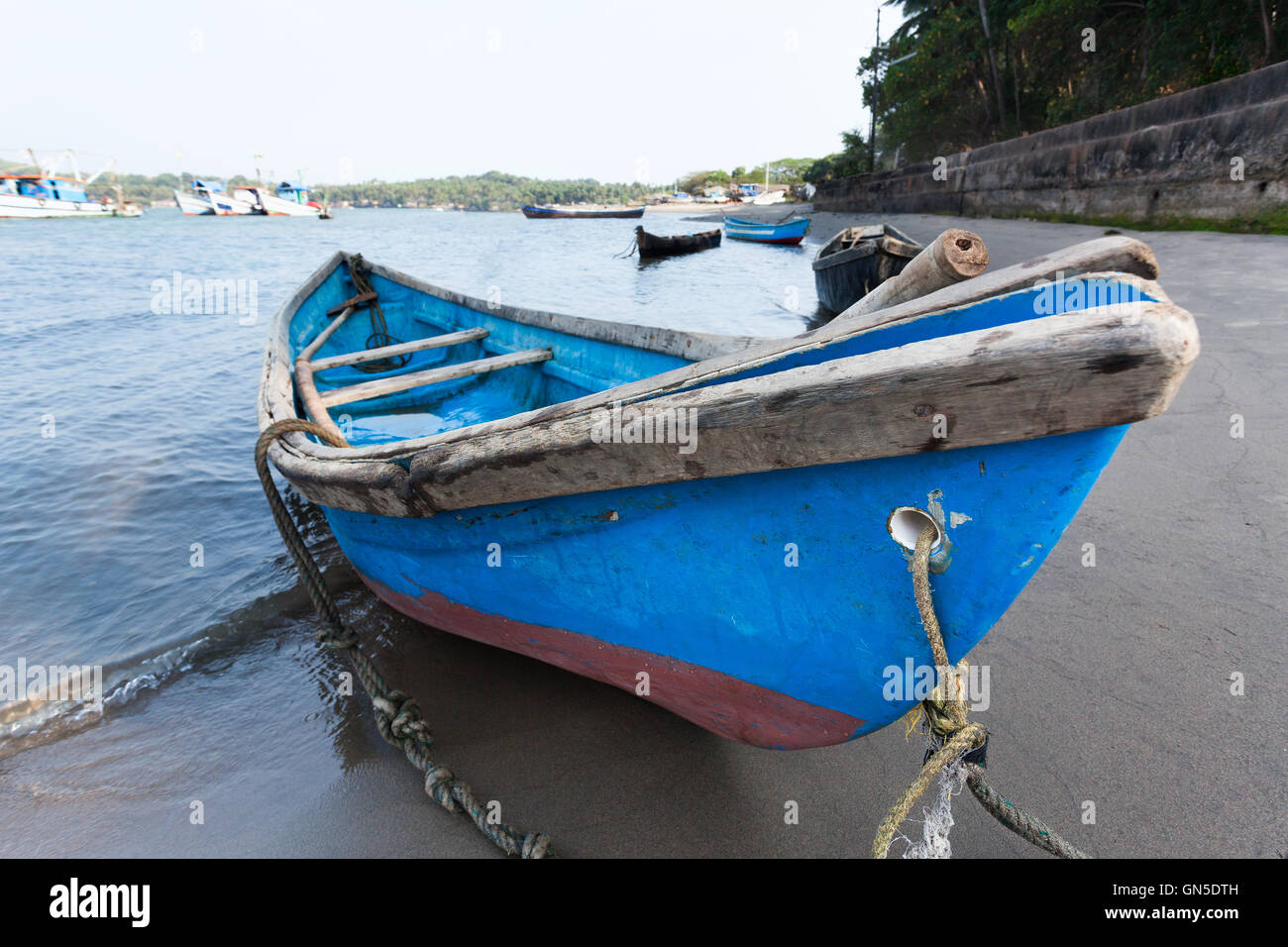 India boat travel hi-res stock photography and images - Alamy