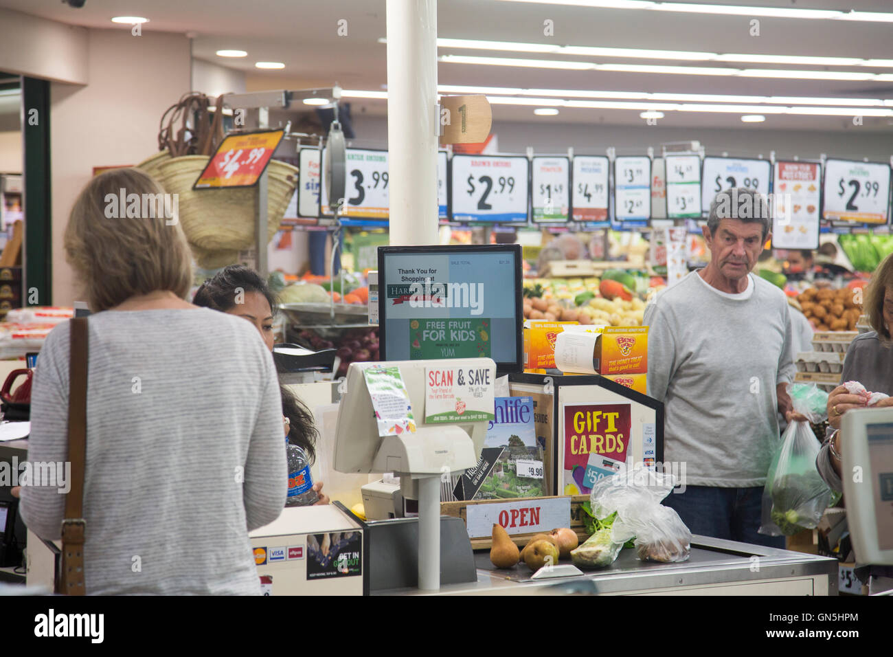 Supermarket australia checkout hi-res stock photography and images - Alamy