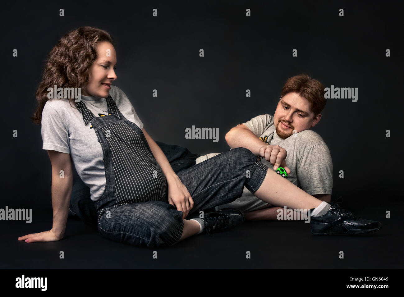 happy expecting pregnant couple Stock Photo - Alamy