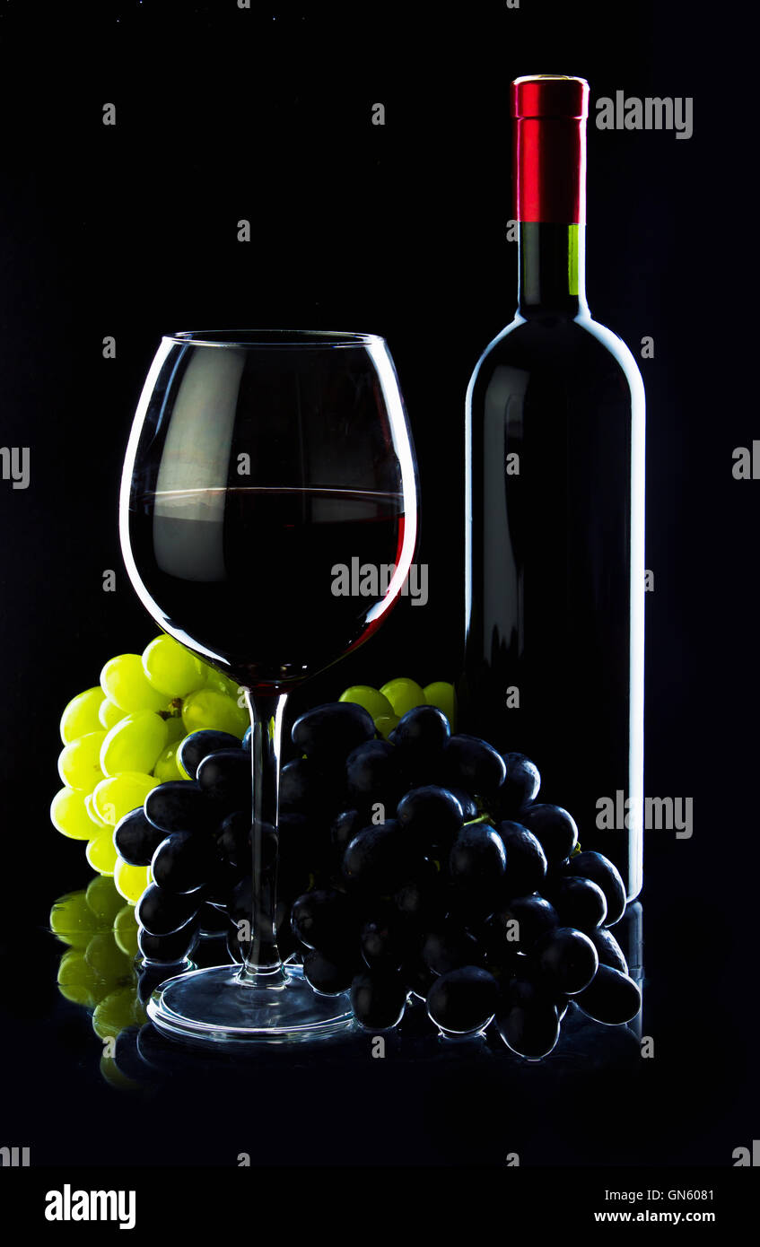 Grape red wine Stock Photo - Alamy