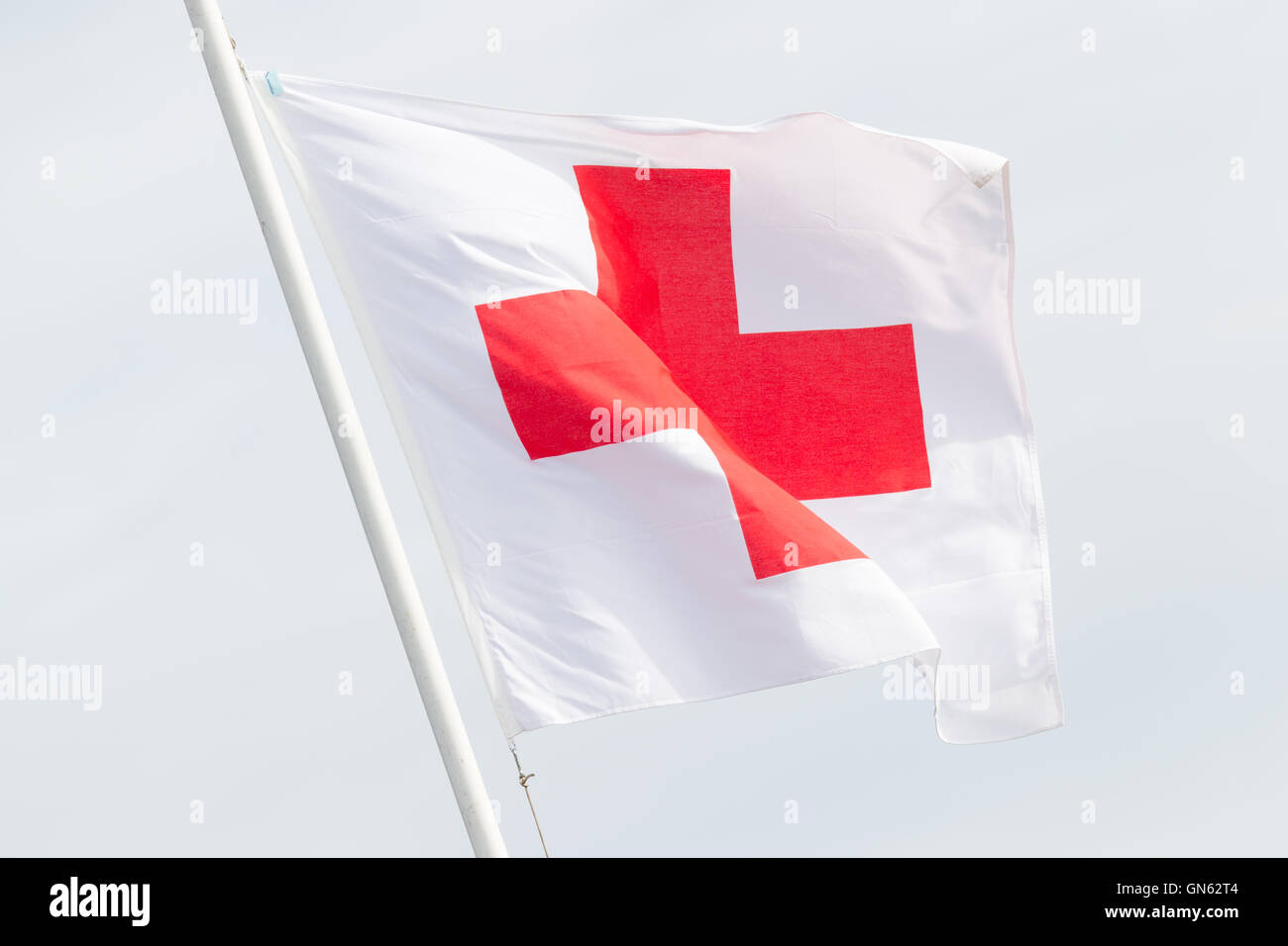 Red cross tent relief hi-res stock photography and images - Alamy