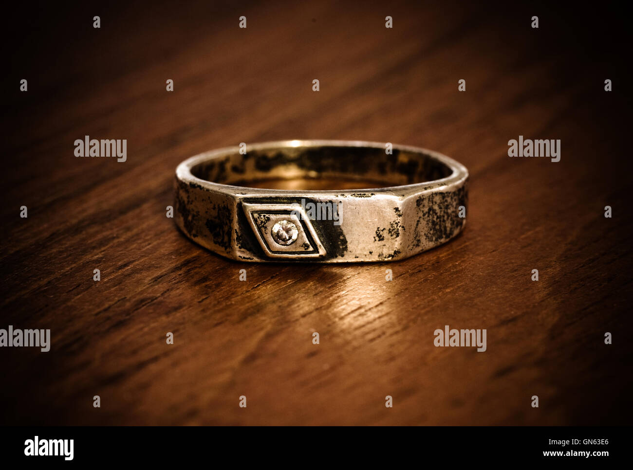Silver rhombus hi-res stock photography and images - Alamy