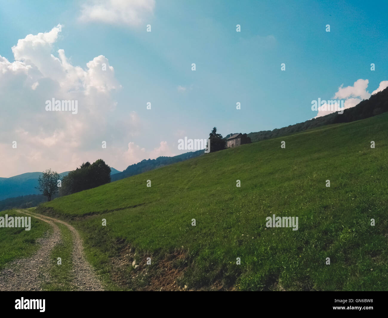 Side view hut hi-res stock photography and images - Alamy