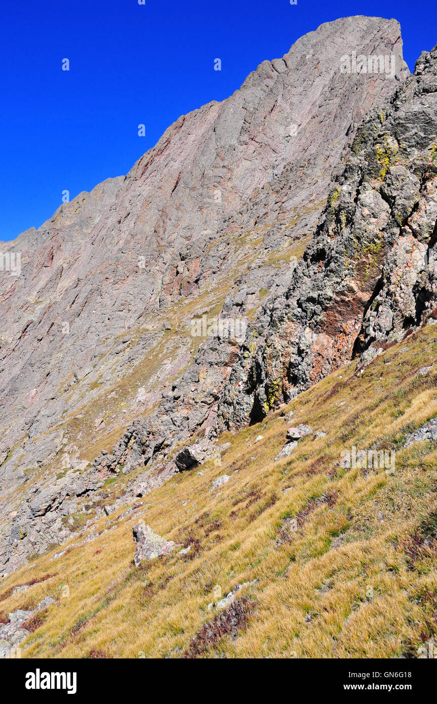 Approaching Crestone Peak, Colorado 14er in the Sangre de Cristo Range ...